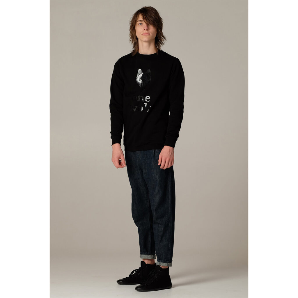 One Wolf "LOGO black/black" pusa - LEVI Eesti disainipood